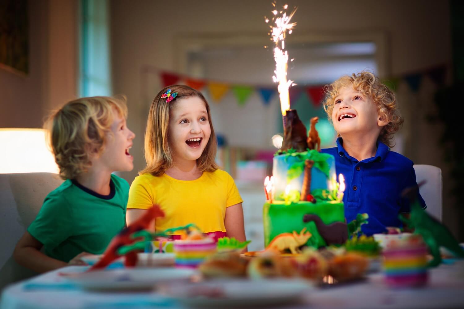 Simple Birthday Party Ideas - Birthday Wishes AI