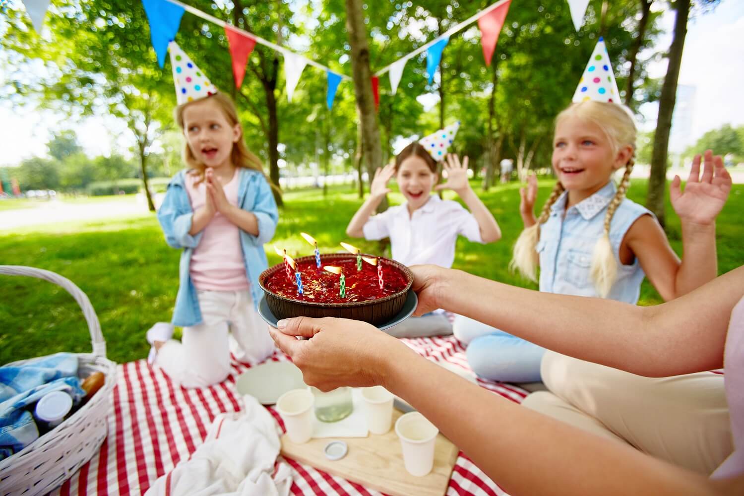 Birthday Party Places for a 3-Year-Old in the USA - Birthday Wishes AI