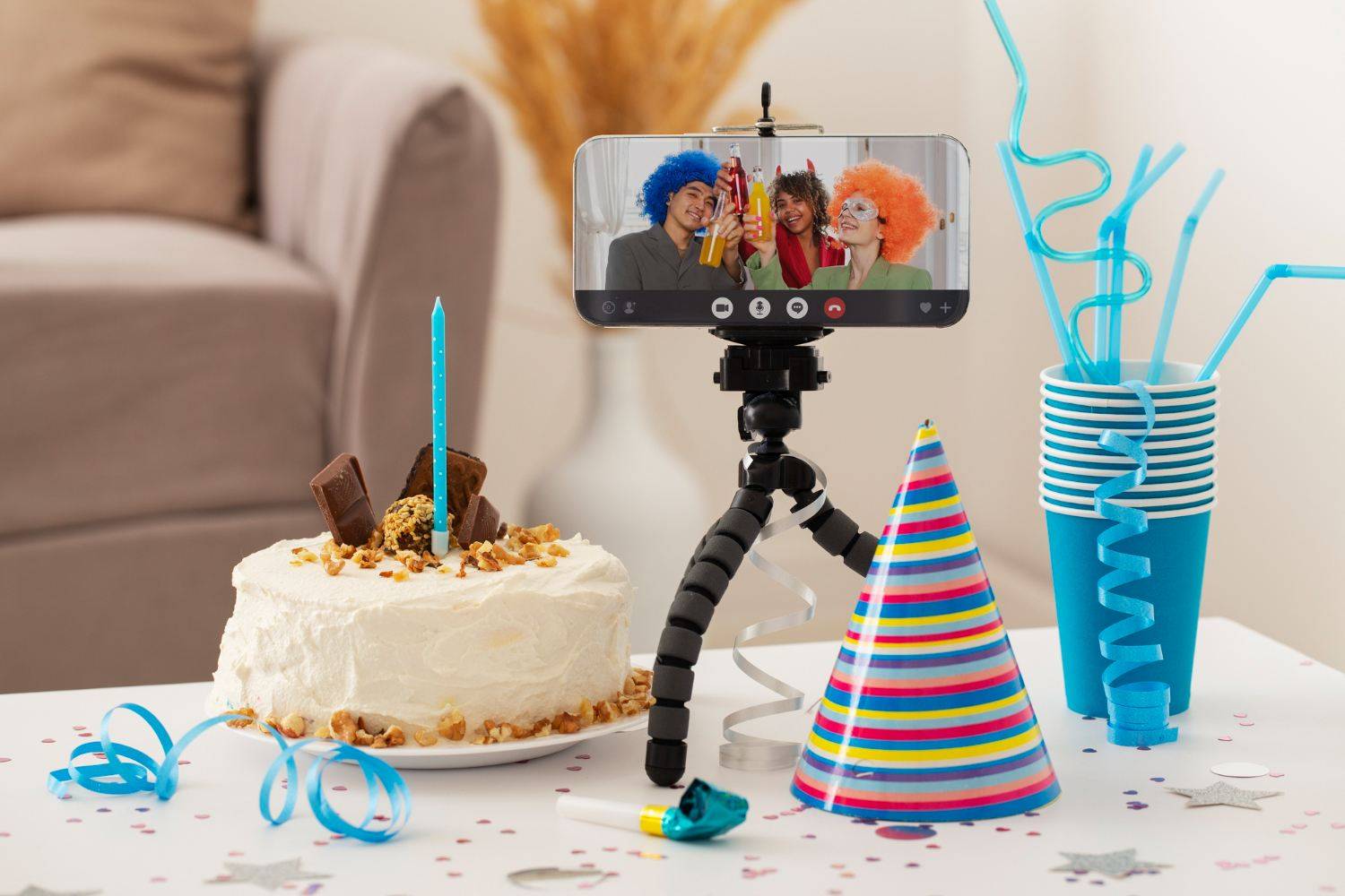 Digital Birthday Wishes: Evolution of Modern Birthday Greetings ...